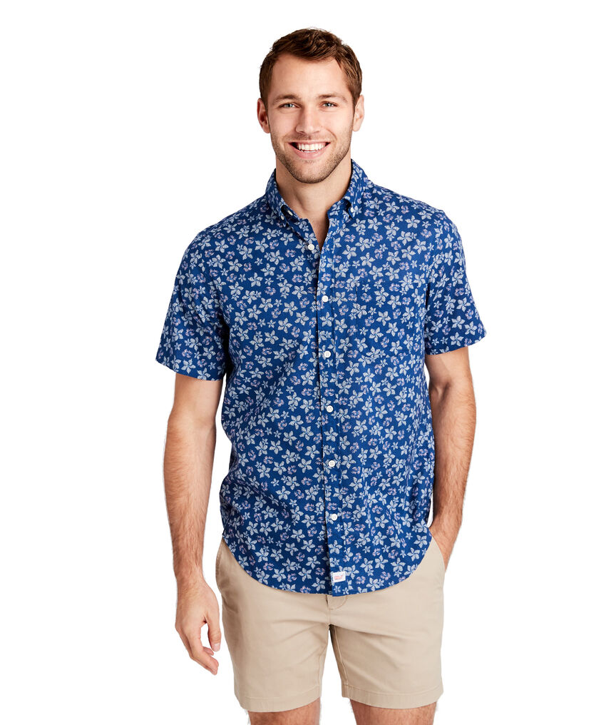 Shop Slim Short-Sleeve Baja Floral Murray Shirt at vineyard vines