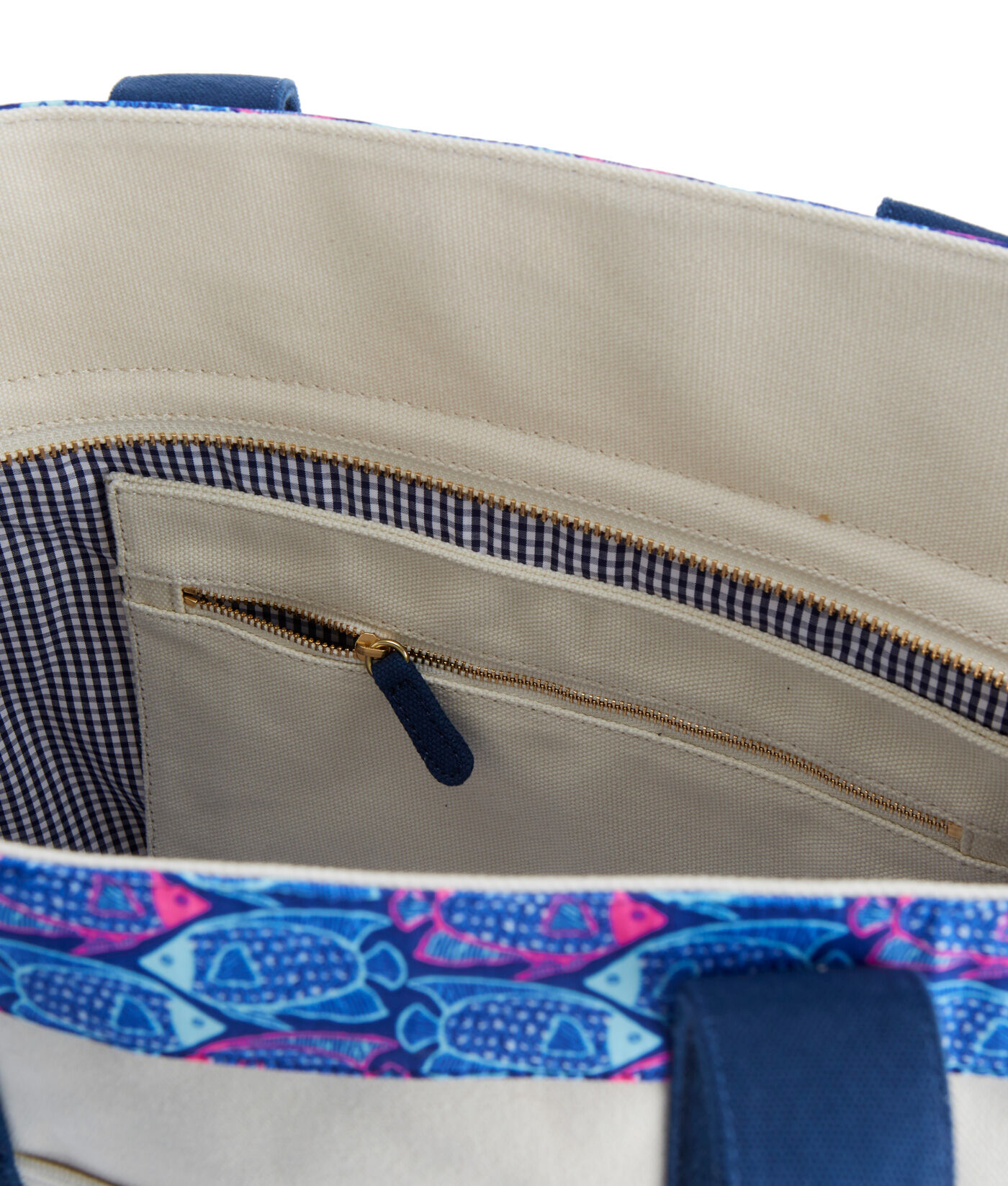 Shop Heritage Fish XL Tote at vineyard vines