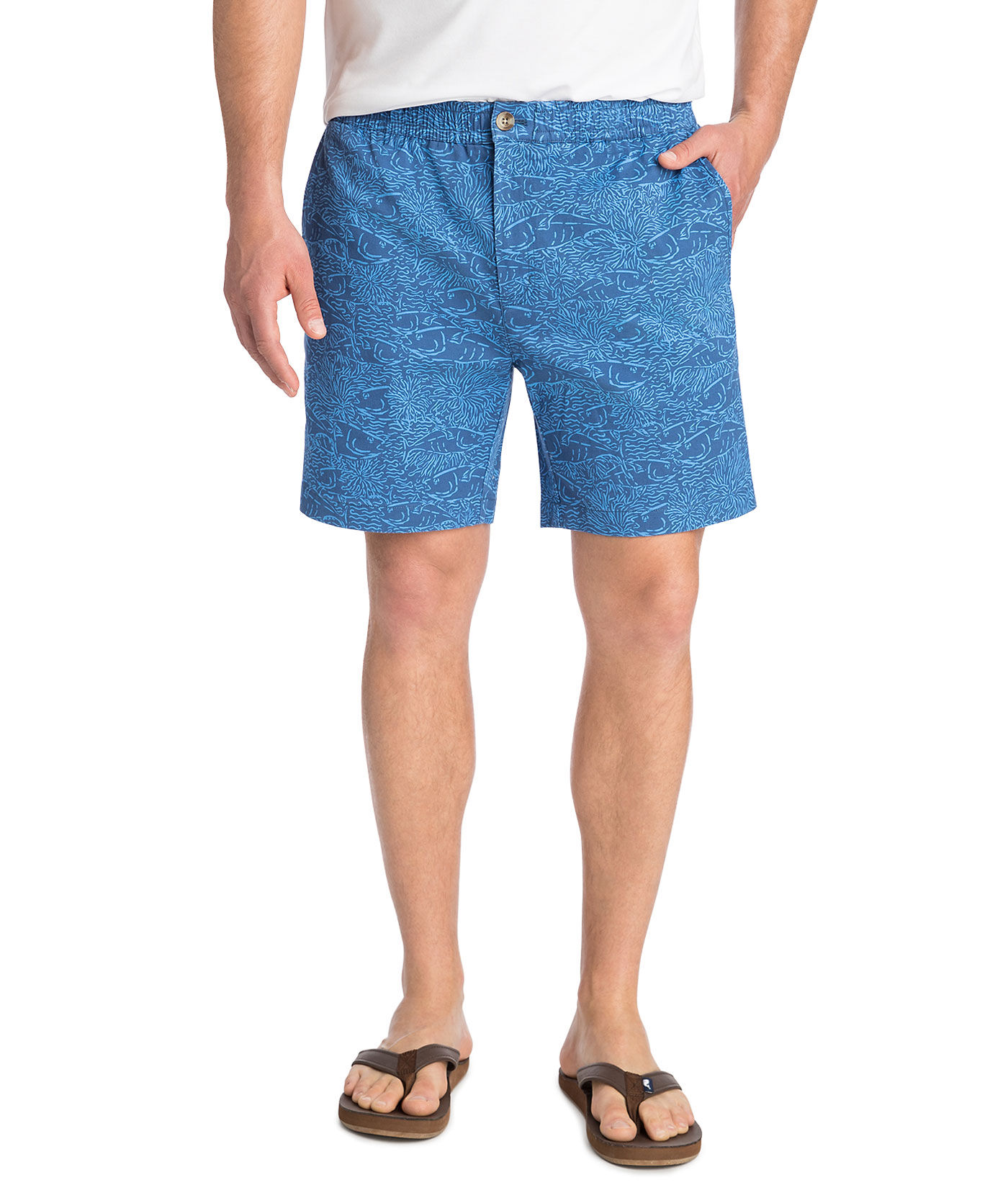Shop 7 Inch Tonal Printed Jetty Shorts at vineyard vines