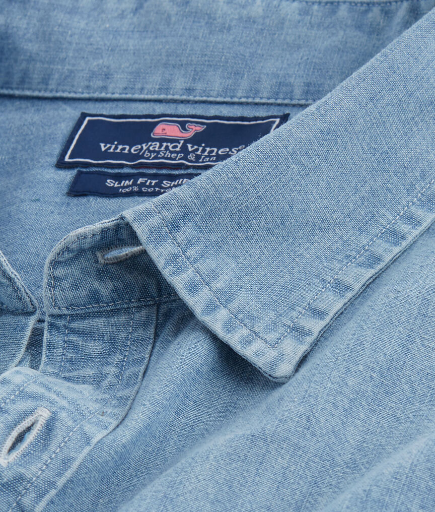 Shop Slim Short-Sleeve Chambray Dockside Murray Shirt at vineyard vines