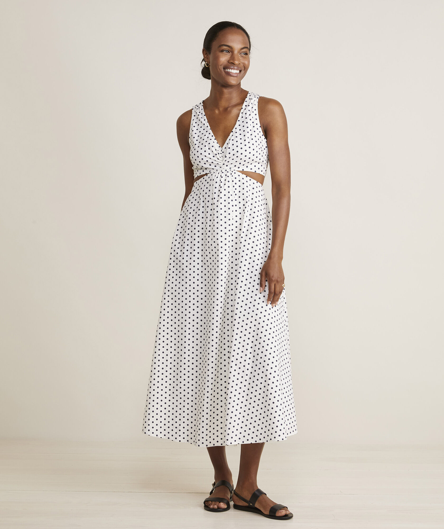 Shop Casual & Classic Women's Clothing at vineyard vines