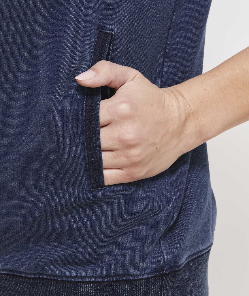 Shop Indigo Canvas SuperShep™ at vineyard vines