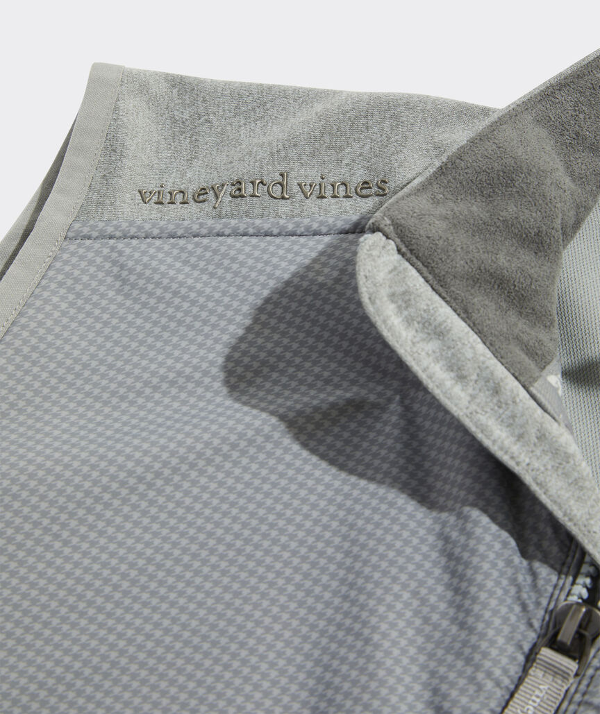Shop Fairhaven Golf Vest at vineyard vines