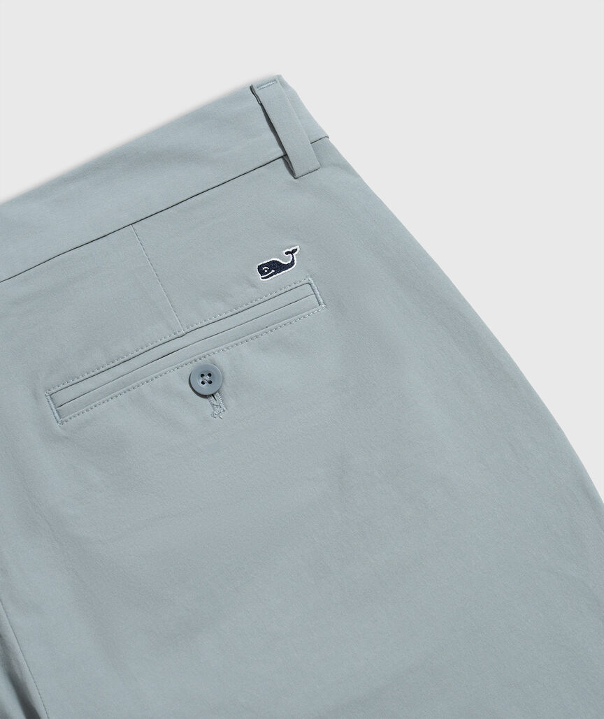 Shop OUTLET 8 Inch Performance Shorts at vineyard vines