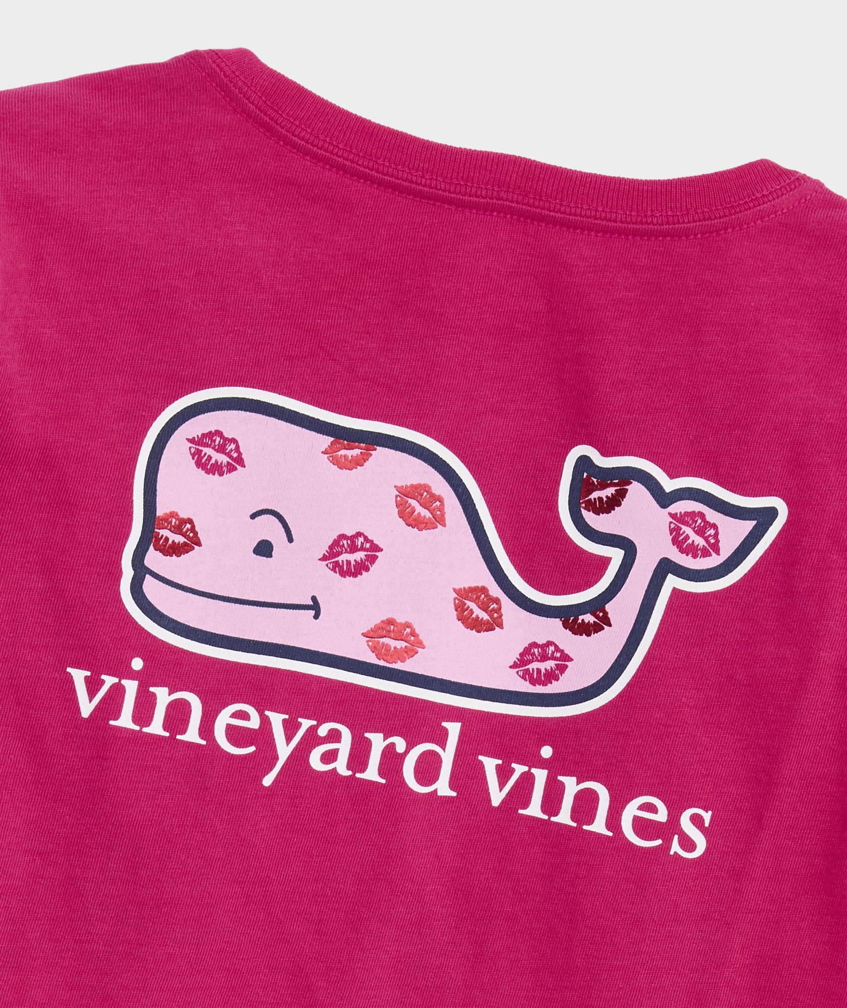 vineyard vines logo