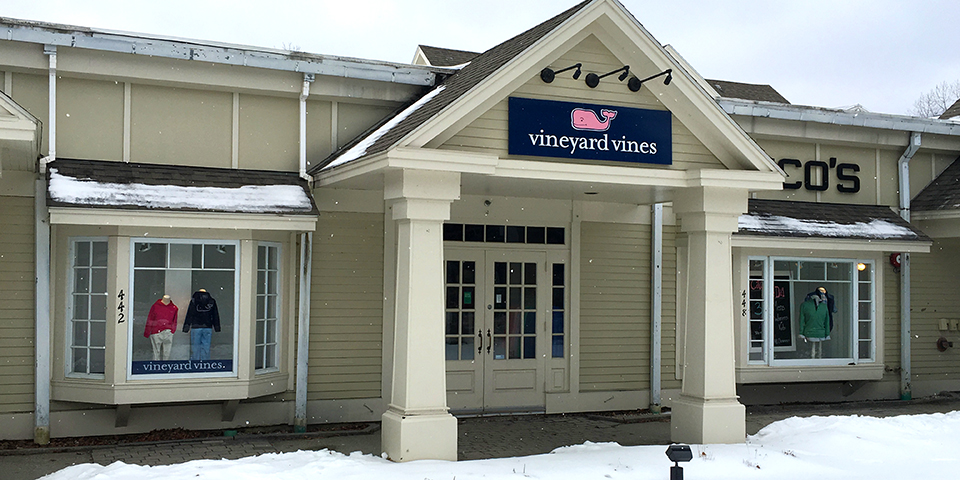 Vineyard Vines Location